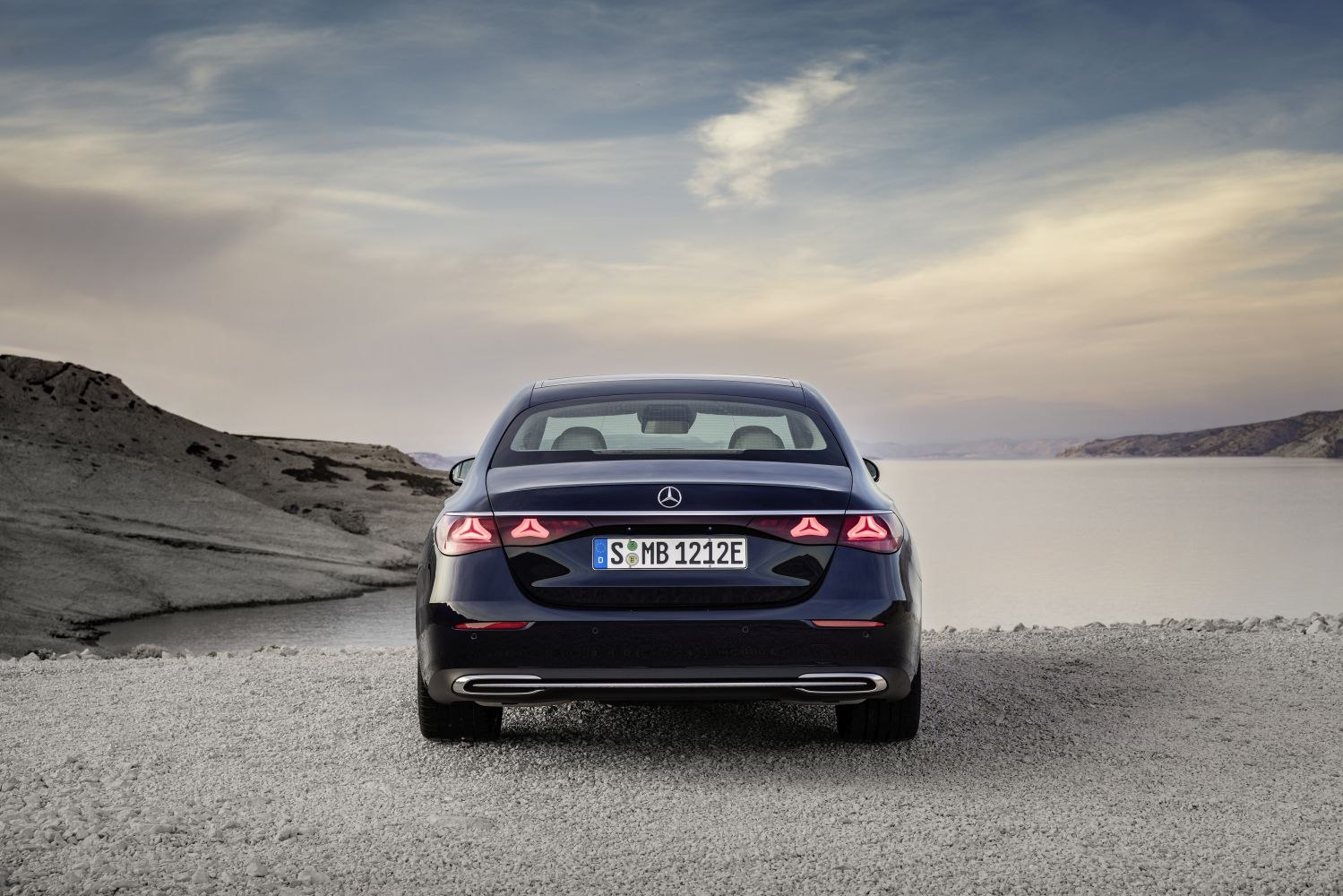 Mercedes-Benz E-class (W214) E 220d (197 Hp) MHEV 4MATIC 9G-TRONIC